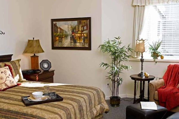 Assisted & Independent Living in Spring Hill FL | Memory Care Apartments